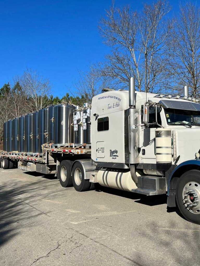 Roseridge Trucking Inc. – Deck Transportation Services